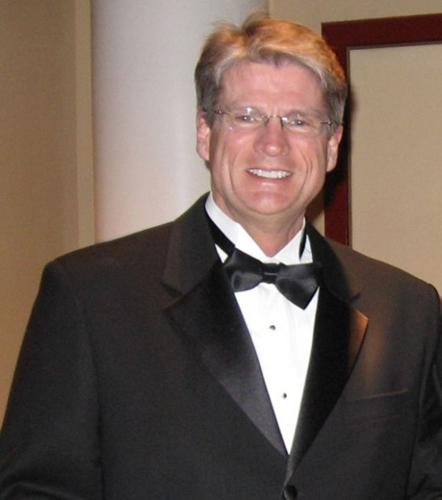 Richard E. Ashburner, manager of St. Louis Symphony Chorus, dies