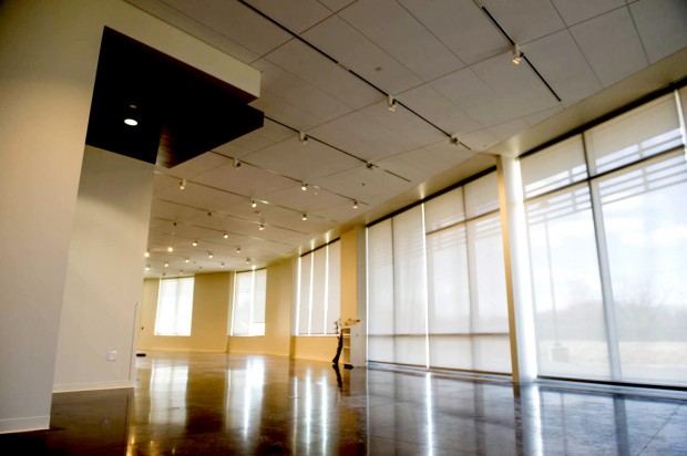 SIUE opens new art and design addition