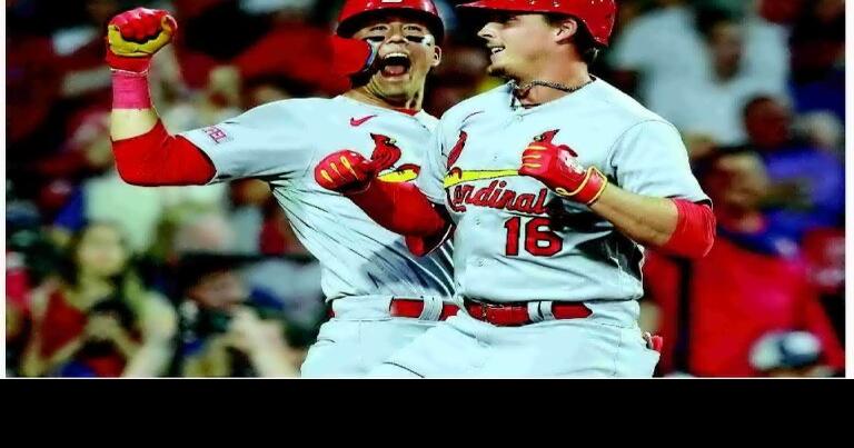 Cards' offense comes through in the clutch