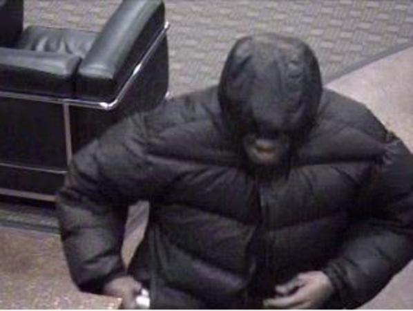 St. Louis police seek robber who hit downtown bank