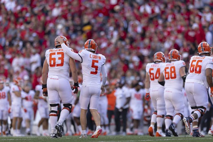 Caleb Griffin: 3 facts on the Illinois football kicker