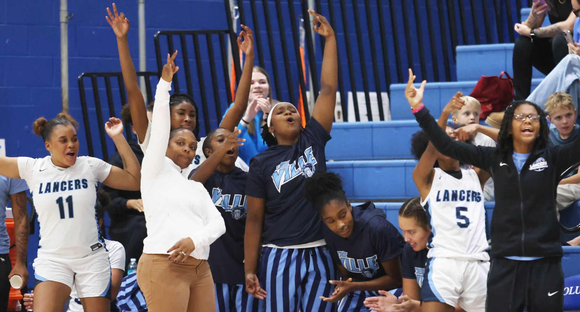 Columbia Tipoff Classic: Belleville East 58, Greenville 23