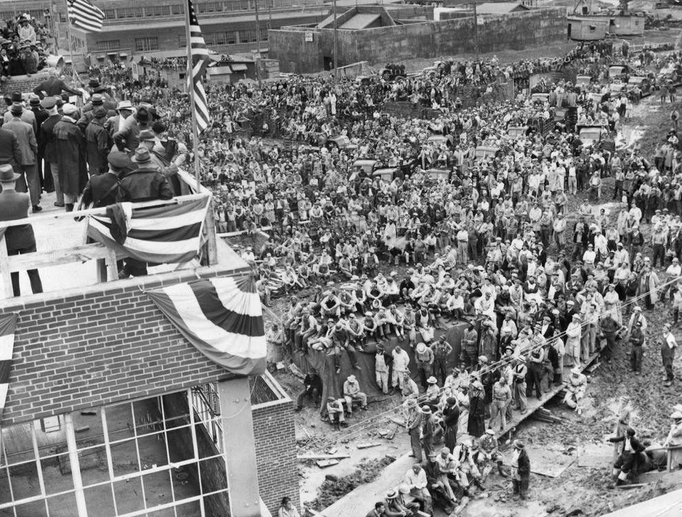 A Look Back • How 35,000 St. Louis workers kept the ammo flowing during ...