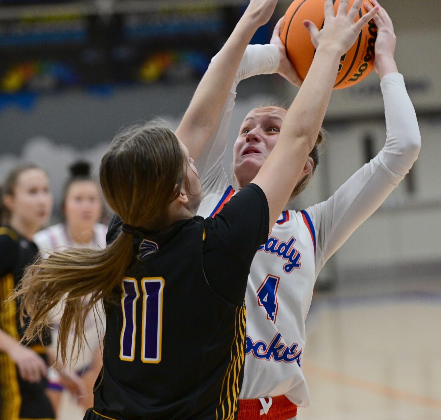 Lera Schmeink triggers Carlyle to huge conference win over Okawville