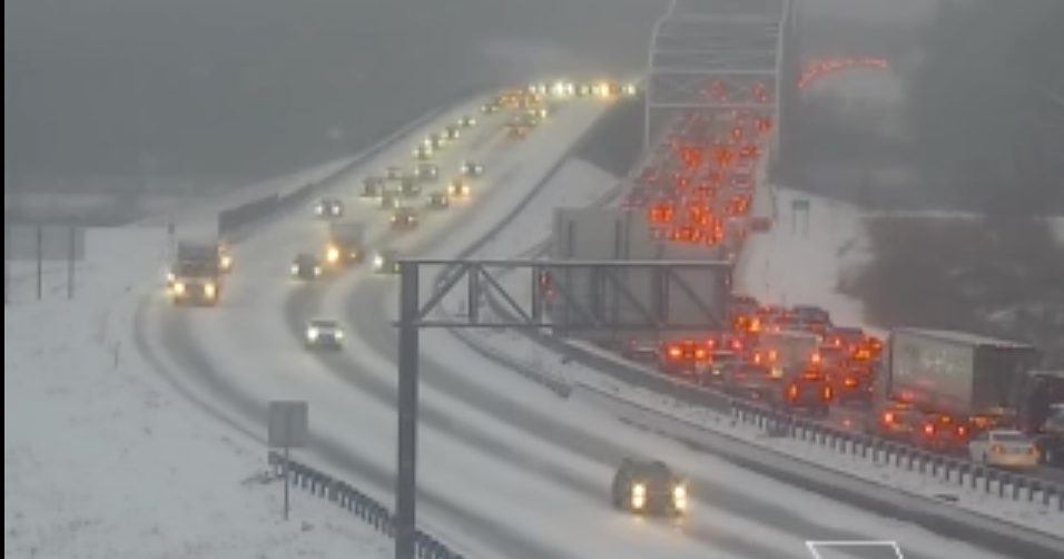 Snow snarls St. Louis traffic. MoDOT surprised by timing.