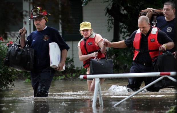 Flash flooding reported in St. Louis area