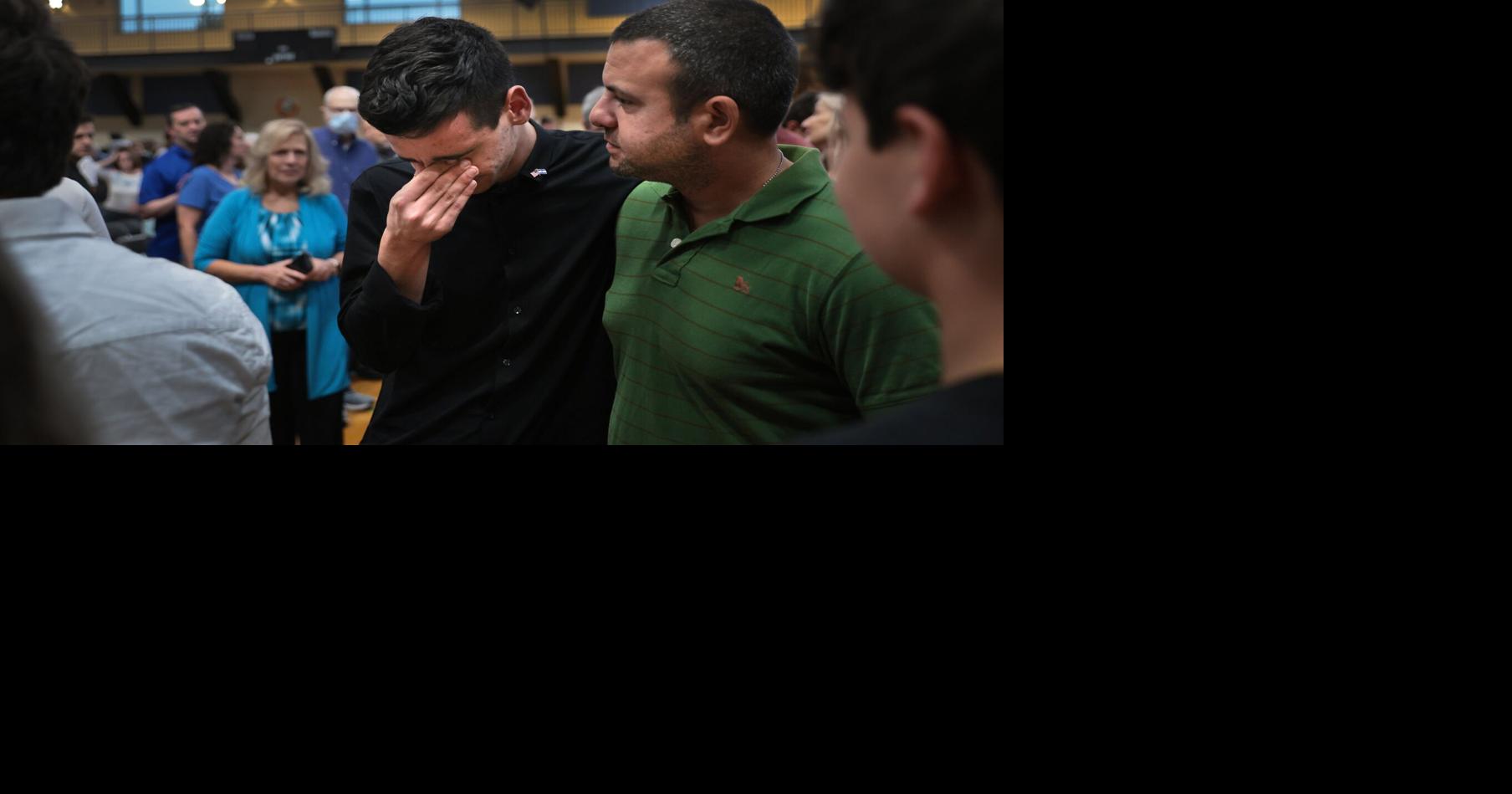 Photos: St. Louis Jewish community gathers for Israeli solidarity program