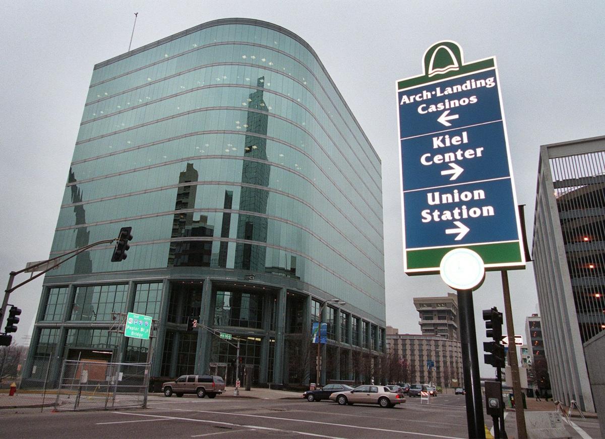 LA firm buys Deloitte building in St. Louis