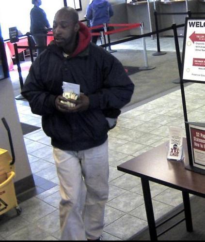 Man robs St. Louis credit union