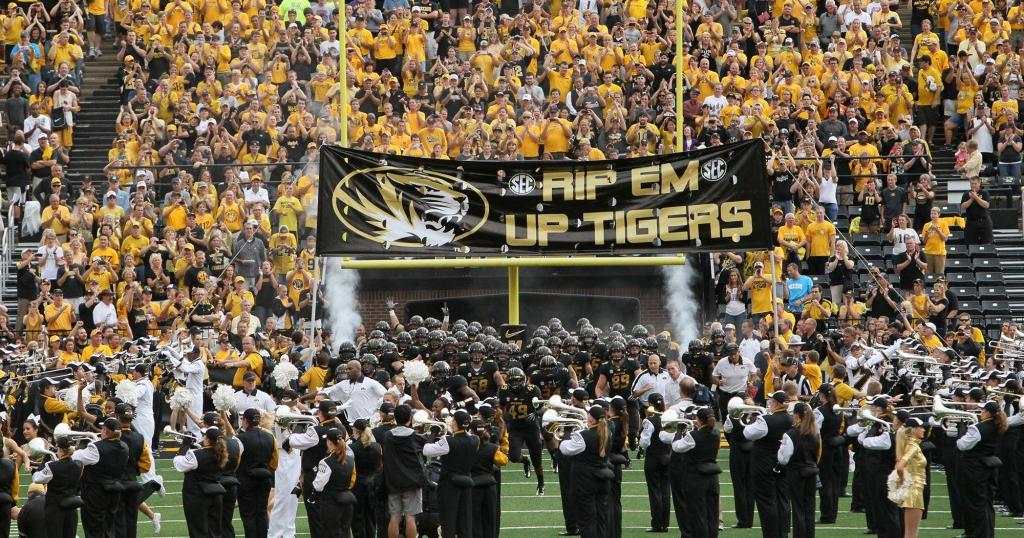 Tigers cruise to easy win in opener