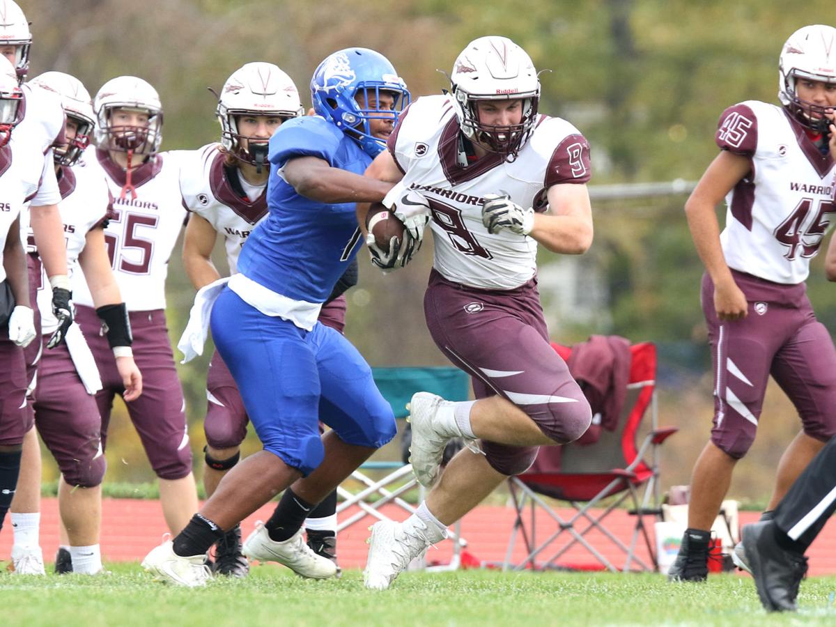 Blair Oaks Falcons at McCluer South-Berkeley Bulldogs