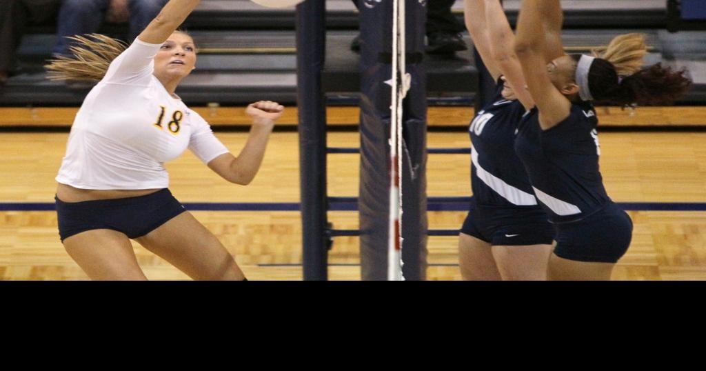 Roustio dominates at net as O'Fallon halts Belleville East win streak