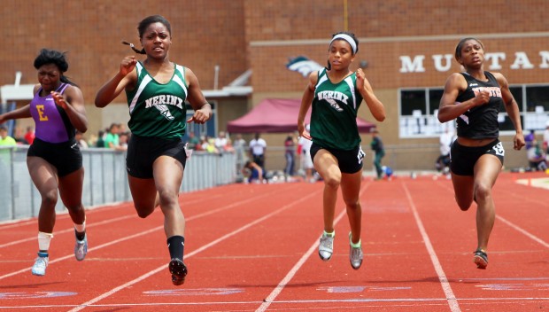 Lafayette boys, Kirkwood girls power to district titles at Marquette