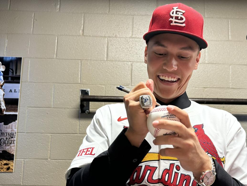 Cardinals pounce on collegiate infielder JJ Wetherholt