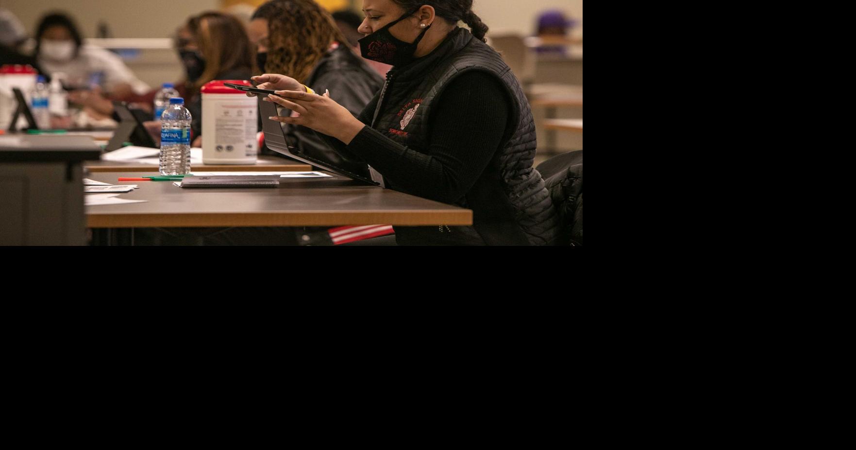 After more than 10,000 requests, St. Louis pauses applications for ...