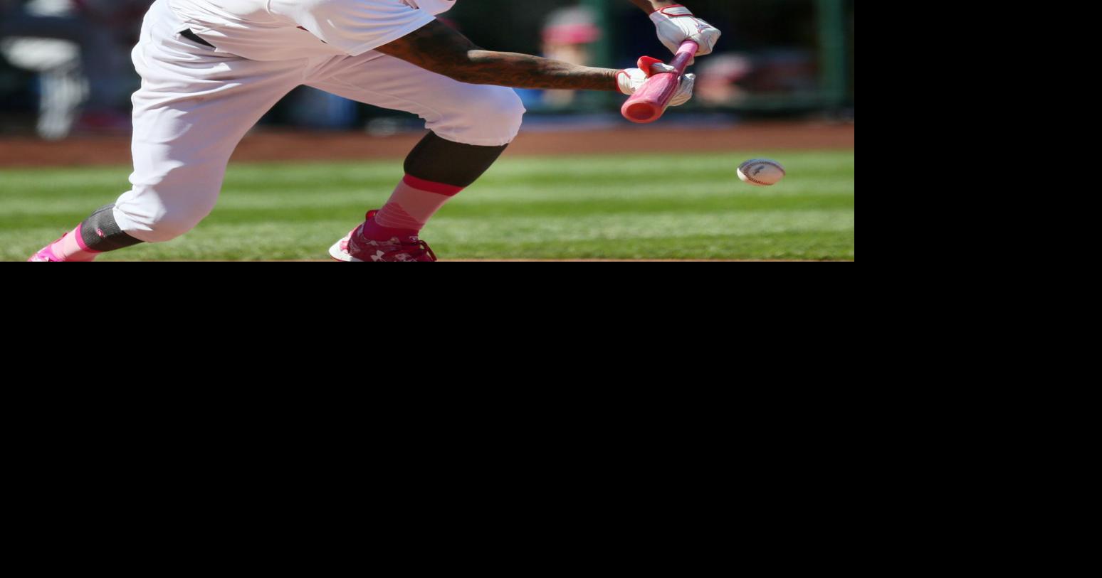 Cardinals burn Cubs in front of record crowd at Busch