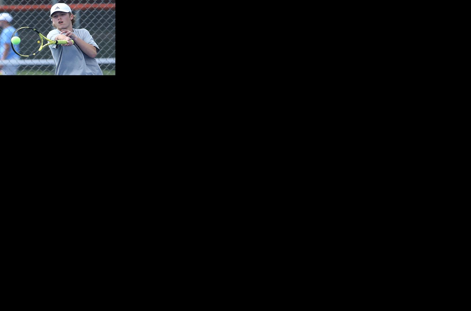 Stoughton seniors fall in WIAA Division 1 Badger sectional | Sports ...