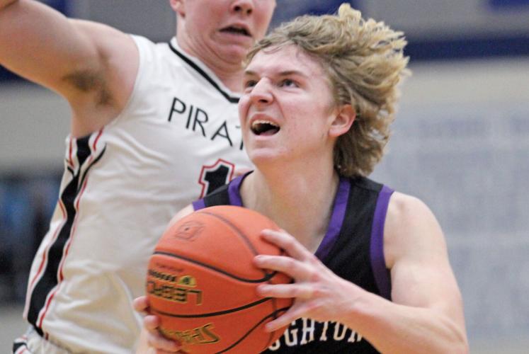 Photos: Stoughton vs. Pewaukee WIAA Division 2 Sectional Final ...