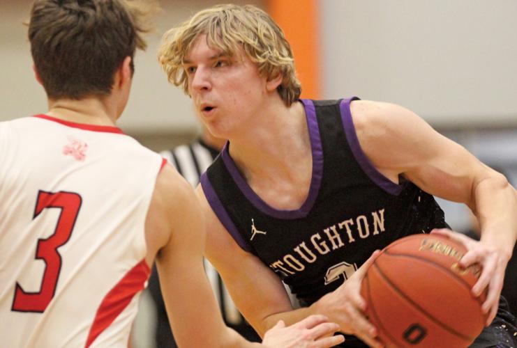 Photos: Stoughton vs. Mount Horeb WIAA Division 2 Sectional Semifinal ...