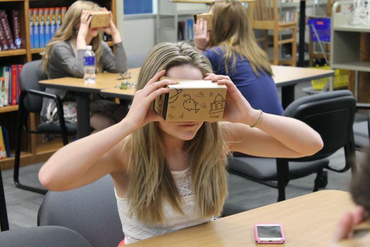 SHS students go on virtual field trips with ‘Google Expeditions ...