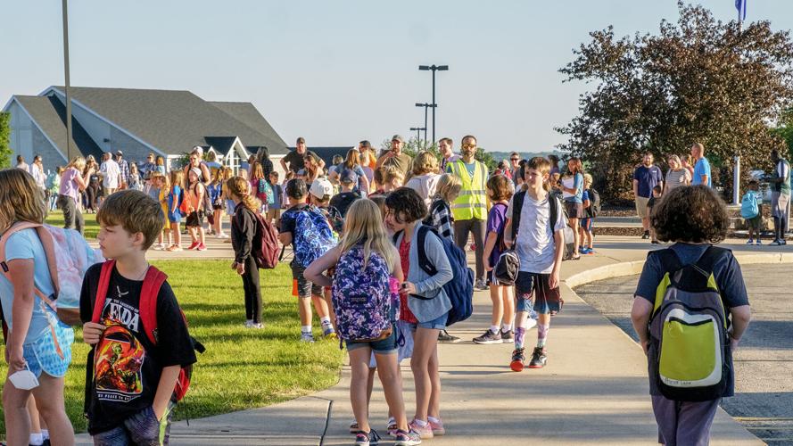 Students return to classes Sept. 1 | schools | stoughtonnews.com