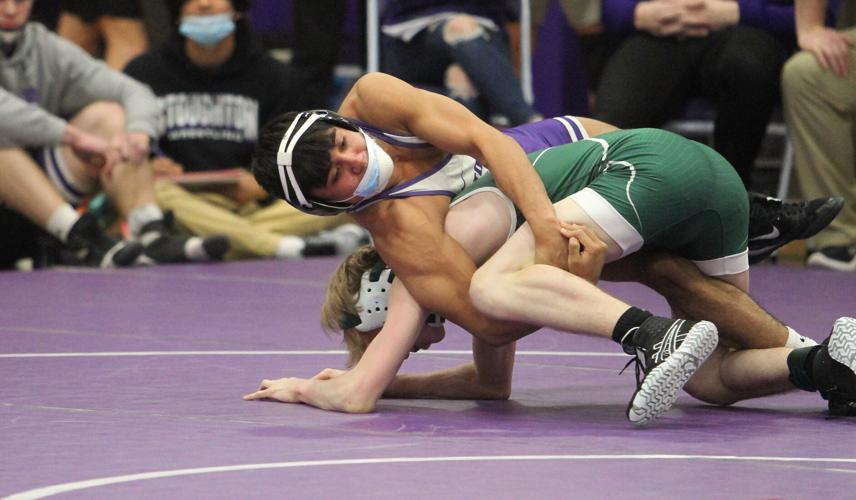 Wrestling: Stoughton has six regional champs, sends 13 to sectional ...