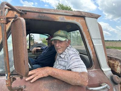 Jim R. Mayall | Obituaries | sullivan-times.com