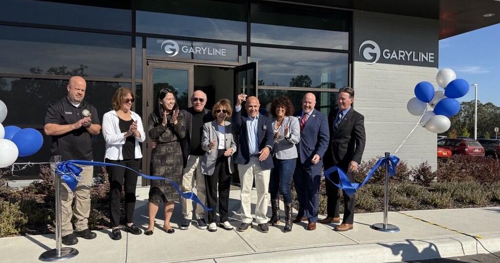 Garyline cuts ribbon, hires more than 450 locals | News | suncoastnews.com