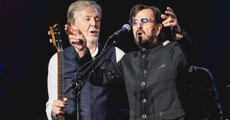 Paul McCartney and Ringo Starr reunite | | sunny97.com