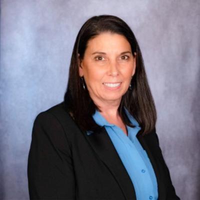 Sunnyside hires Debbie Zabell as deputy city manager/finance director ...
