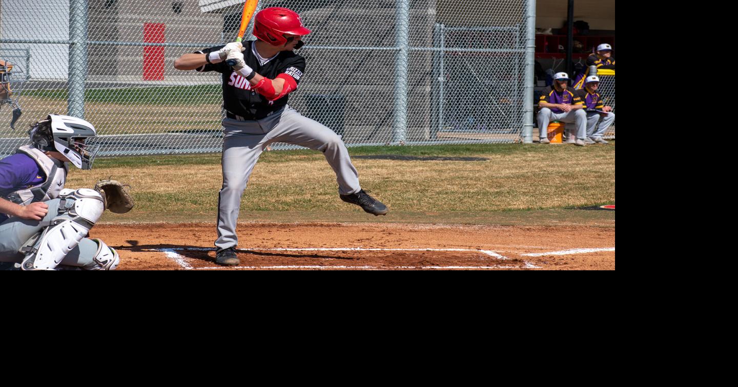 Grizzly baseball falls to Wenatchee | Sports | sunnysidesun.com