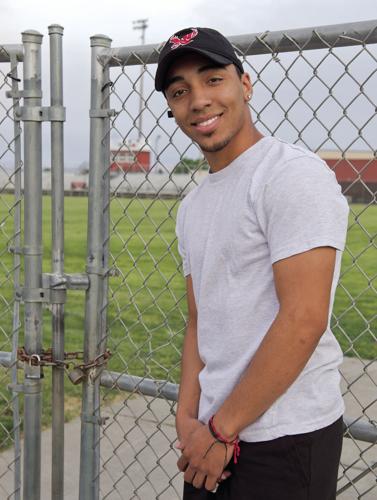 Mike Rivera, Grizzlies empowered by Friday lights | News | sunnysidesun.com