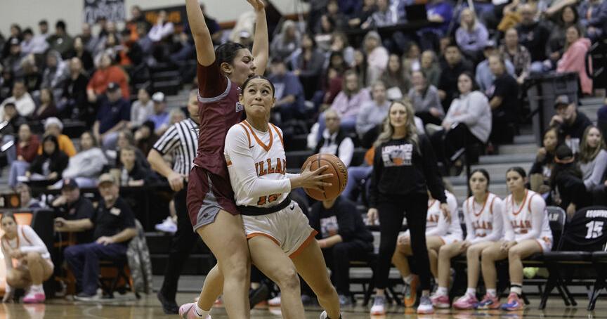 Lady Hounds defeat Huskies, 63-46 | Sports | sunnysidesun.com