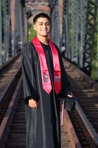 Carmelo Reyes | Graduation | sunnysidesun.com