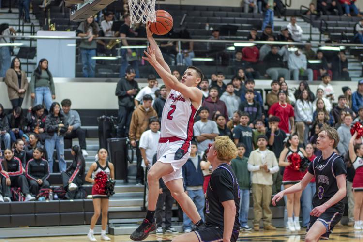 Grizzly boys split preseason games, girls team struggles in opening ...