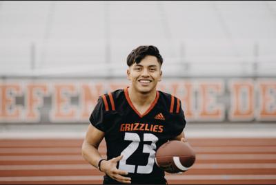 Dominique Booth | Graduation | sunnysidesun.com