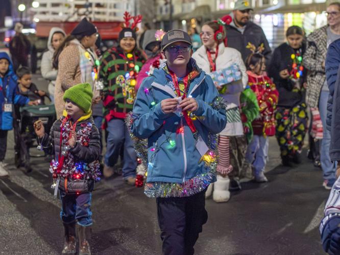 PHOTOS: 12th annual Kids Lighted Parade in Sunnyside | Entertainment ...