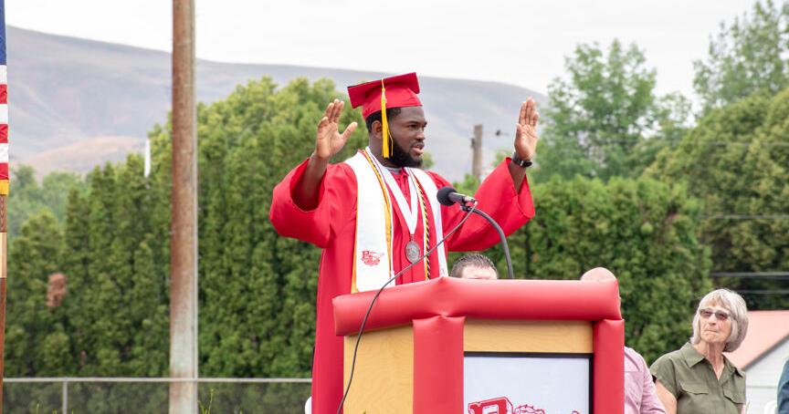 Prosser High School Graduation | Education | sunnysidesun.com