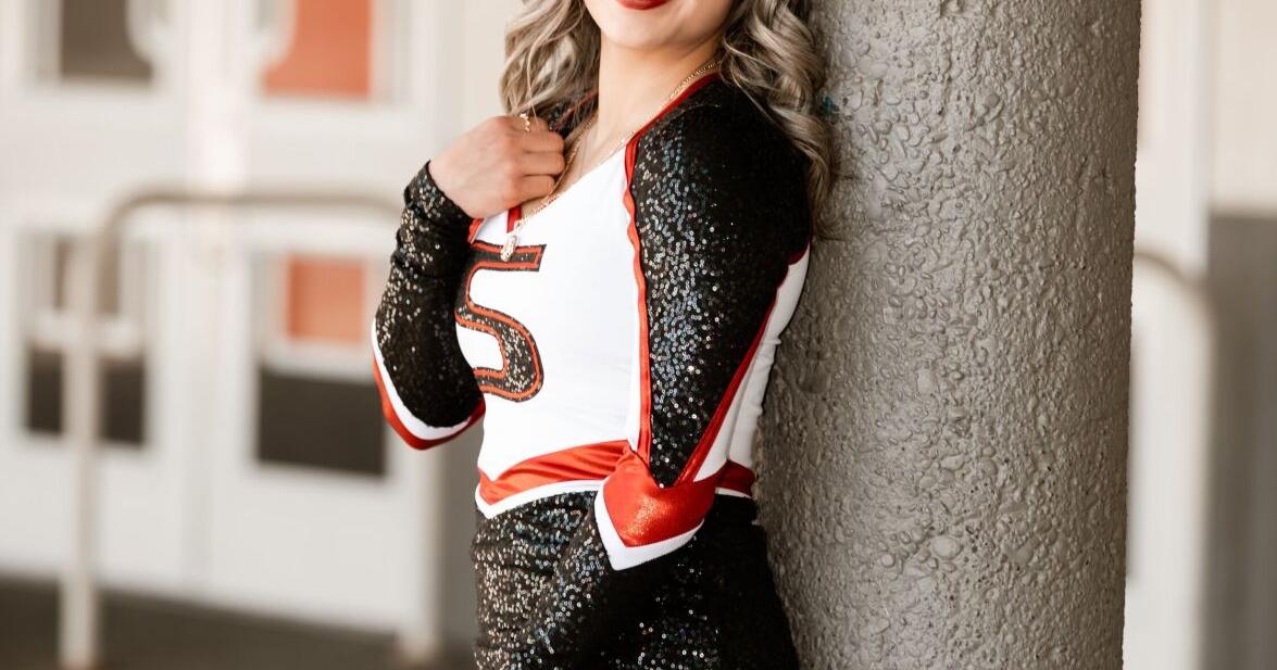 Hailey Alvarez-Trevino | Graduation | sunnysidesun.com