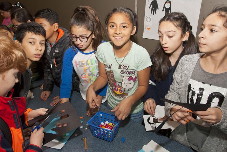 Chief Kamiakin students lead by example | News | sunnysidesun.com