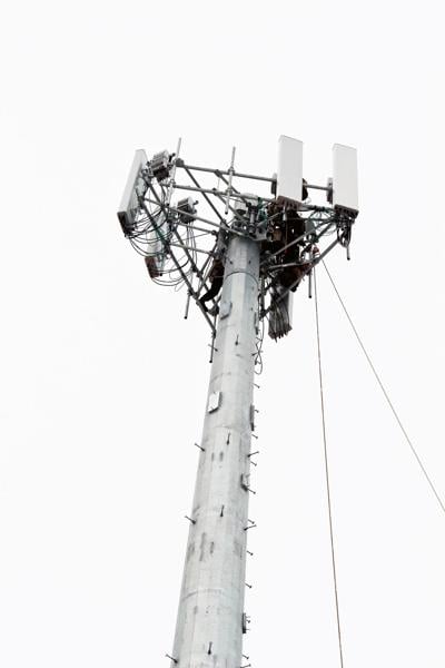Cell tower to enhance local coverage | News | sunnysidesun.com