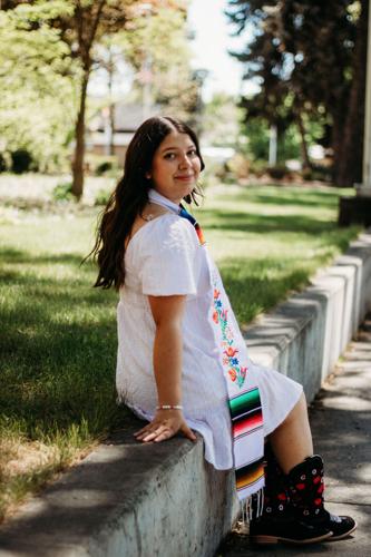 Nailea Galvez | Graduation | sunnysidesun.com