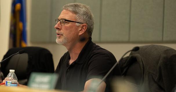 End of an Era: Sunnyside Mayor Dean Broersma opts out of re-election ...