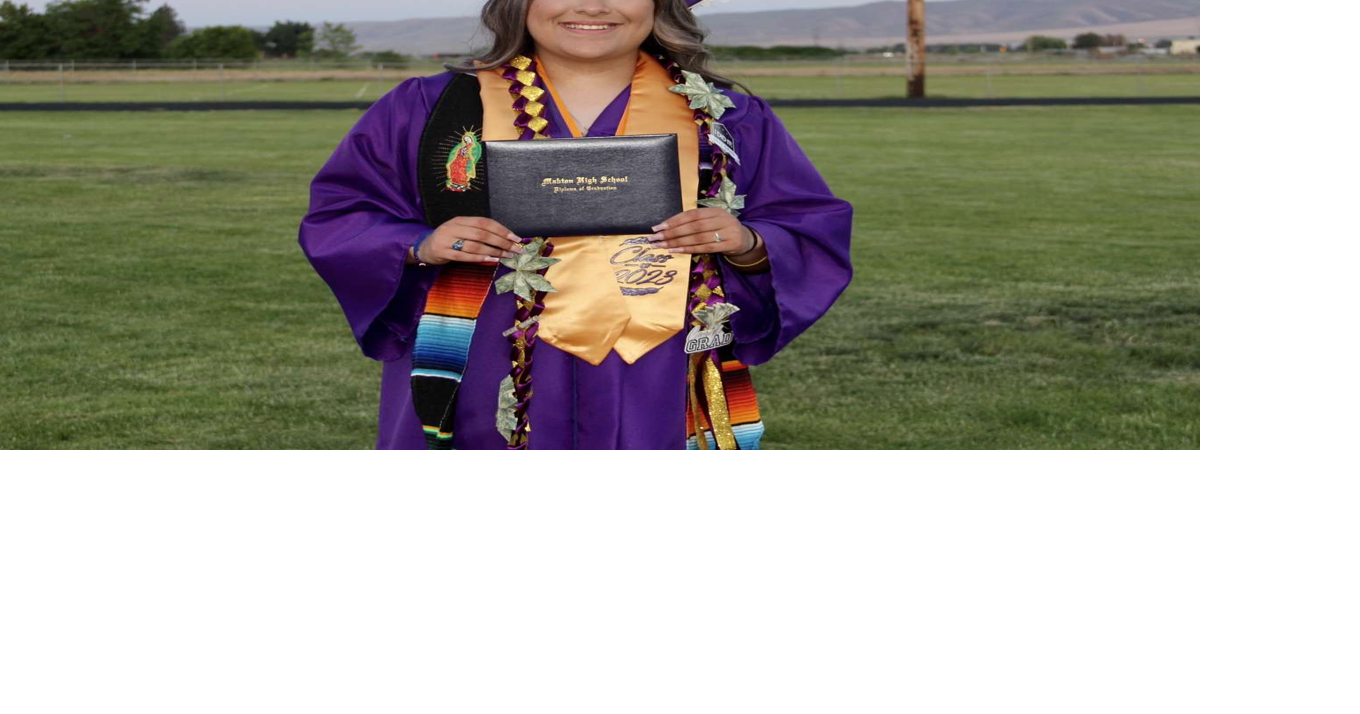 Maria Chavez | Graduation | sunnysidesun.com