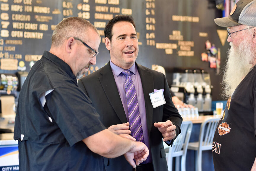 Mike Gonzalez named new City Manager | News | sunnysidesun.com