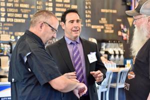 Mike Gonzalez named new City Manager | News | sunnysidesun.com