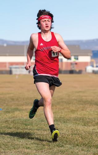 Cross country teams run with home course advantage | Sports ...