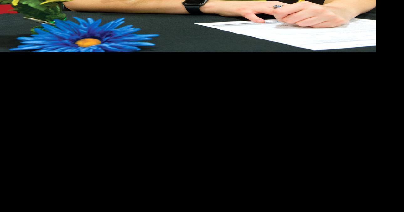 Jessica Appleby signs intent to play | Sports | sunnysidesun.com