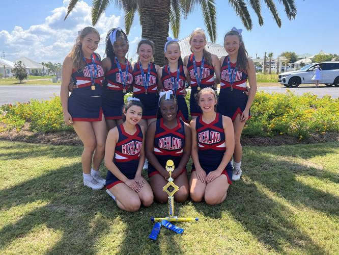 Richland High School Cheerleaders take home multiple UCA awards | News ...