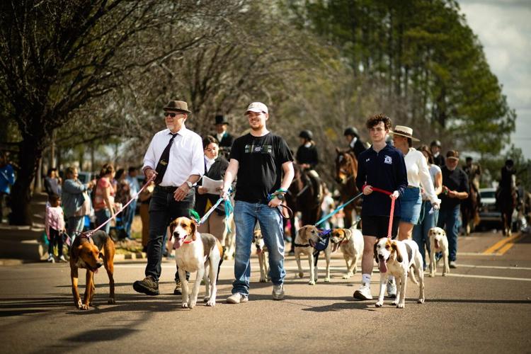 Miss Mississippi Becky Williams Presents 2025 Dixie National Parade ...